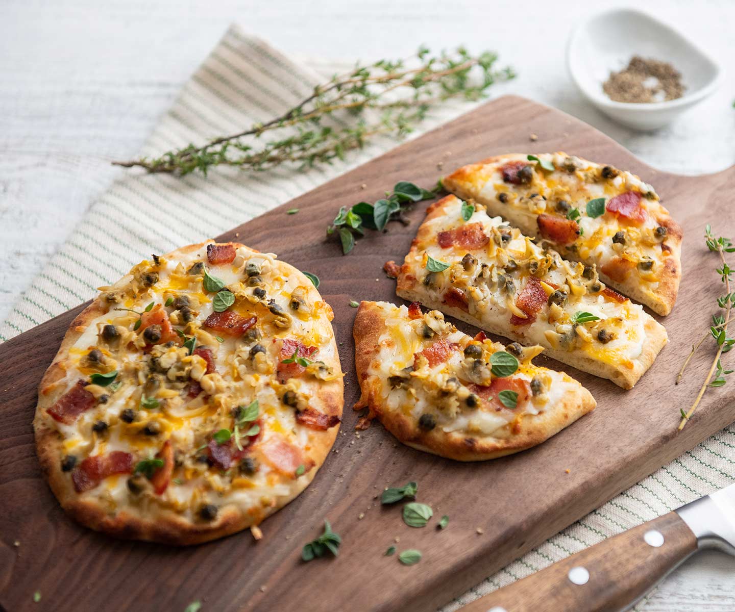 White Clam Flatbread with Herbs | Chicken of the Sea