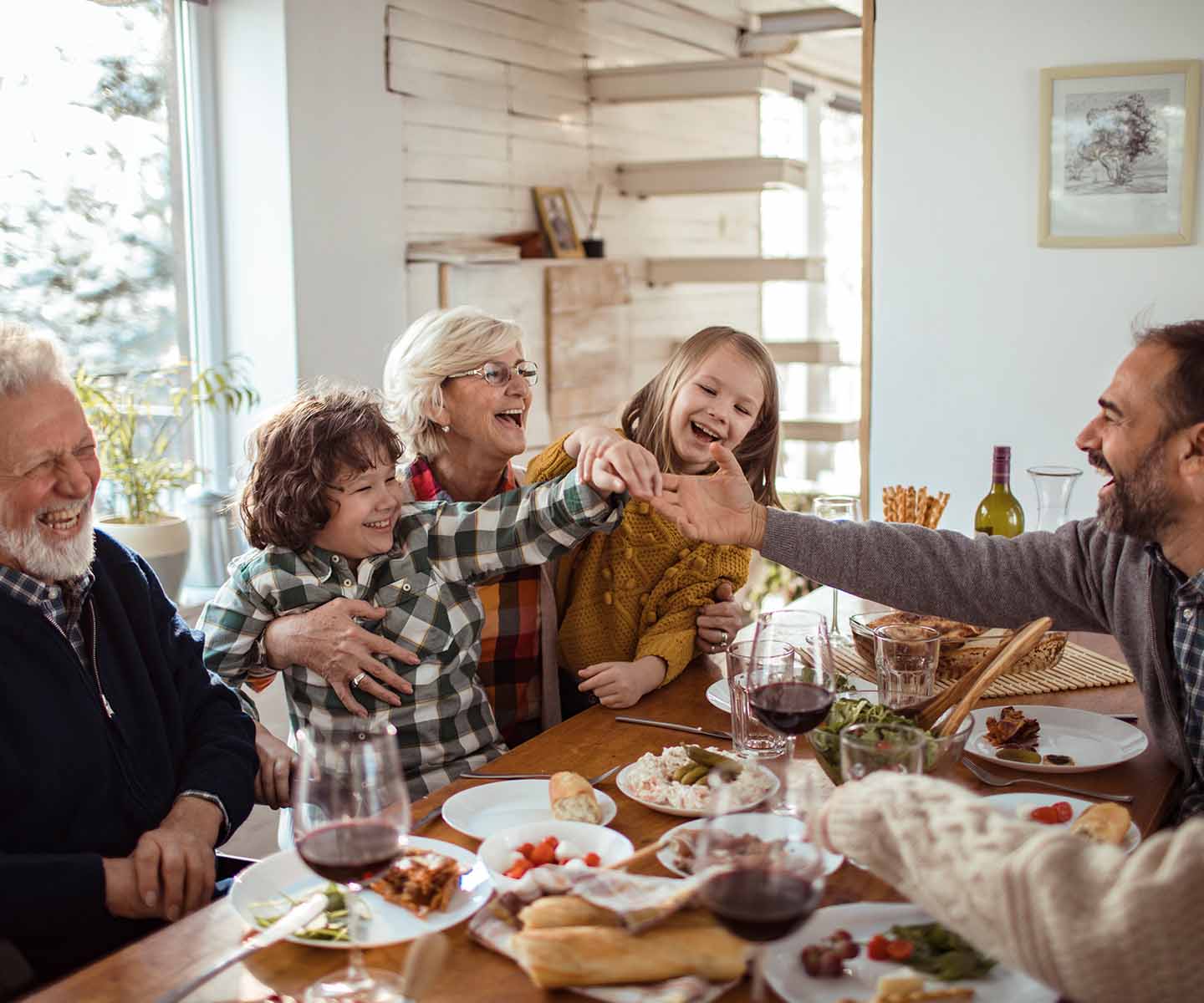 Top 5 Tips for Stress-Free Entertaining | Chicken of the Sea